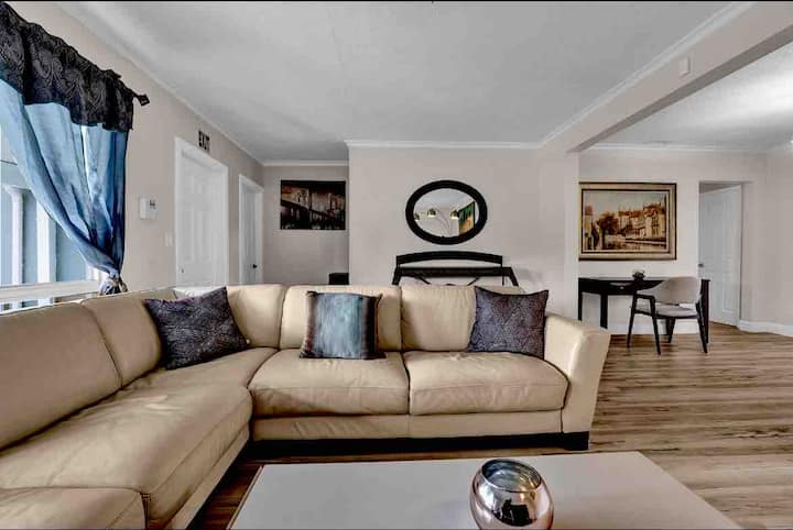 Like Home Corner - The Bahamas