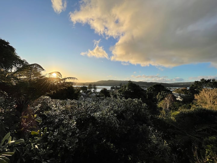 Whare Okioki - Raglan