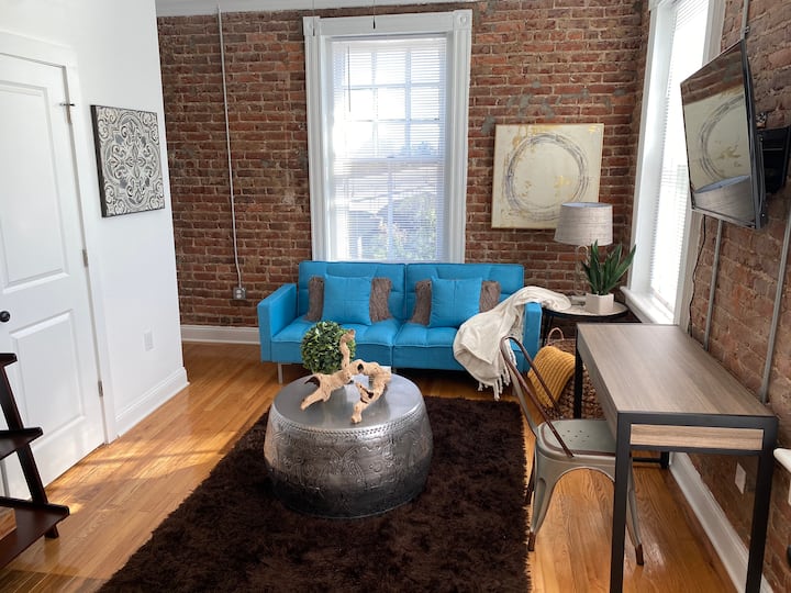 The Virginian Lofts - Corporate Suite - Lynchburg, VA