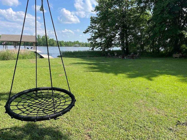 Mud Creek Minner’ Hole Lake House - Dayton, TN