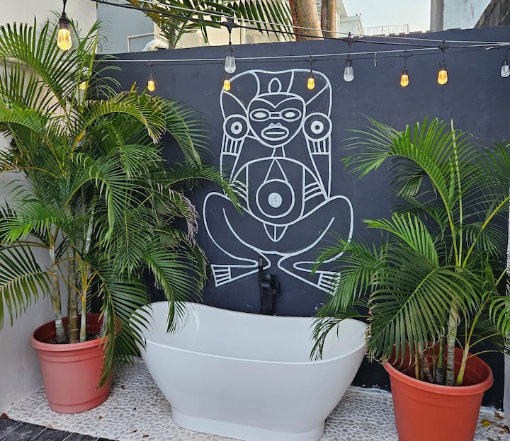 Boho Apartment Near Clle Loiza/ Ocean Park Beach - San Juan