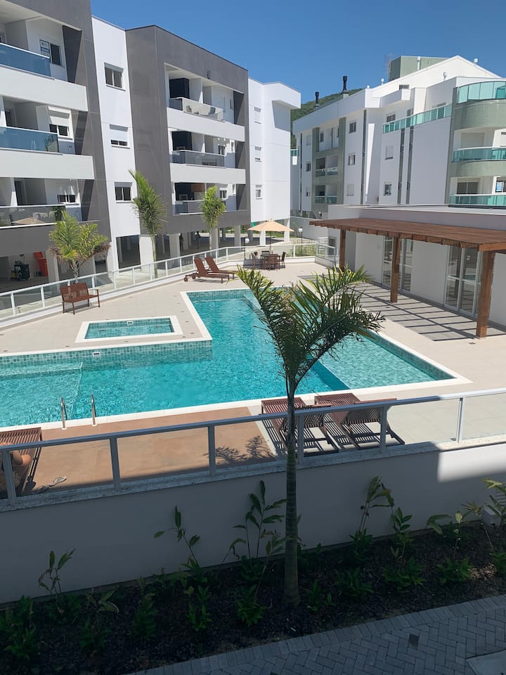 Apto Pertinho Da Praia , Wifi, Tvs, Piscina - Florianópolis