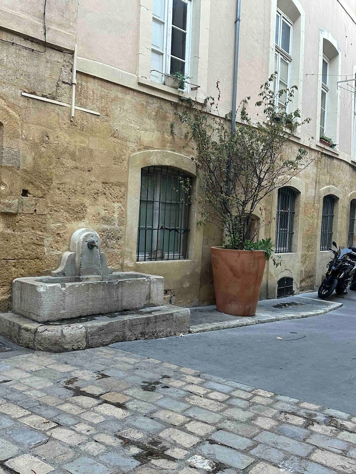 Charmant Petit Studio Dans Le Centre Historique - Aix-en-Provence