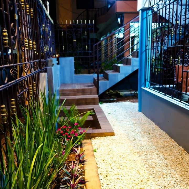 Les Fleurs Apart Studios No. 3 /Sofabed - La Romana