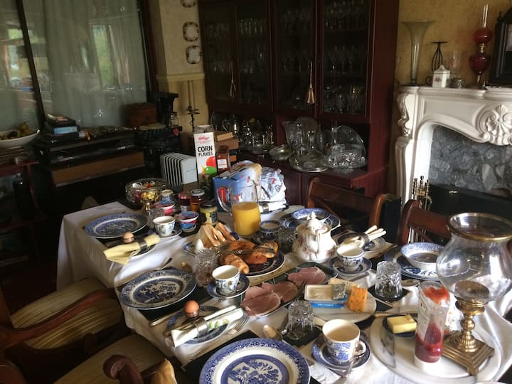 Room Includes Dinner - Doncaster