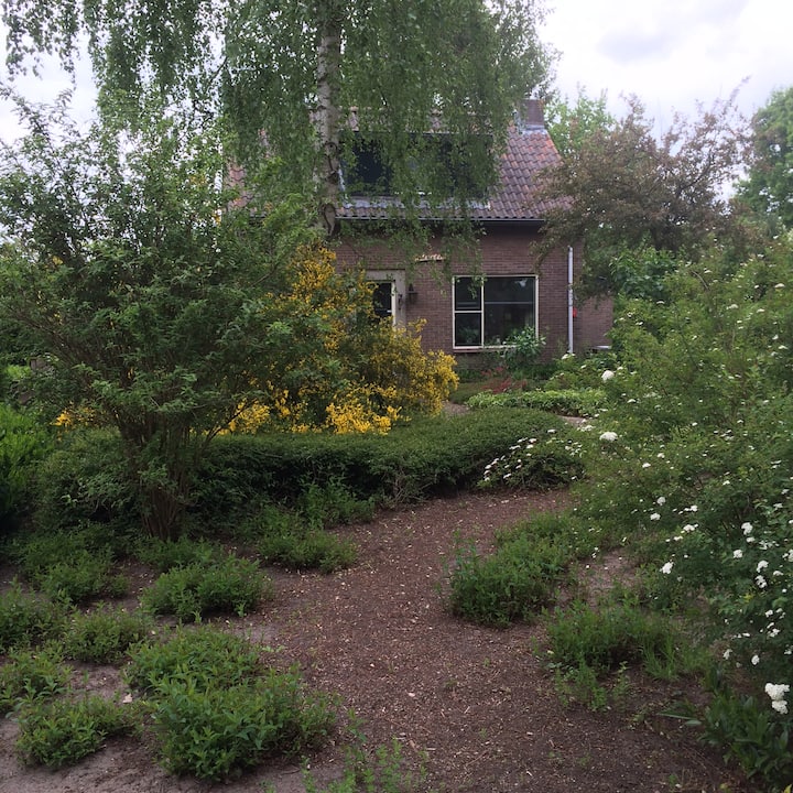 Authentiek Familiehuis Bij Het Bos - Hoogeveen