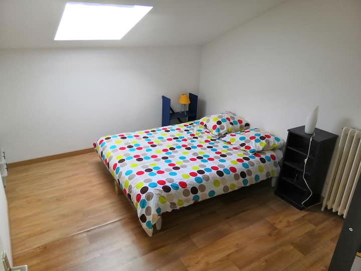 ÉTage Privé Avec Kitchenette Et Entrée Autonome 2 - Pont-Saint-Martin