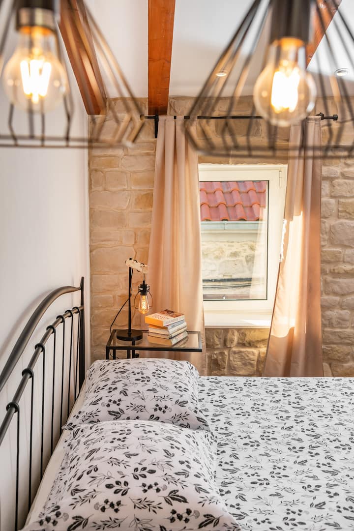 Bright Studio In The Heart Of Split - Split