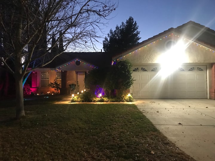 Whole House Rental, Furnished - Lancaster, CA