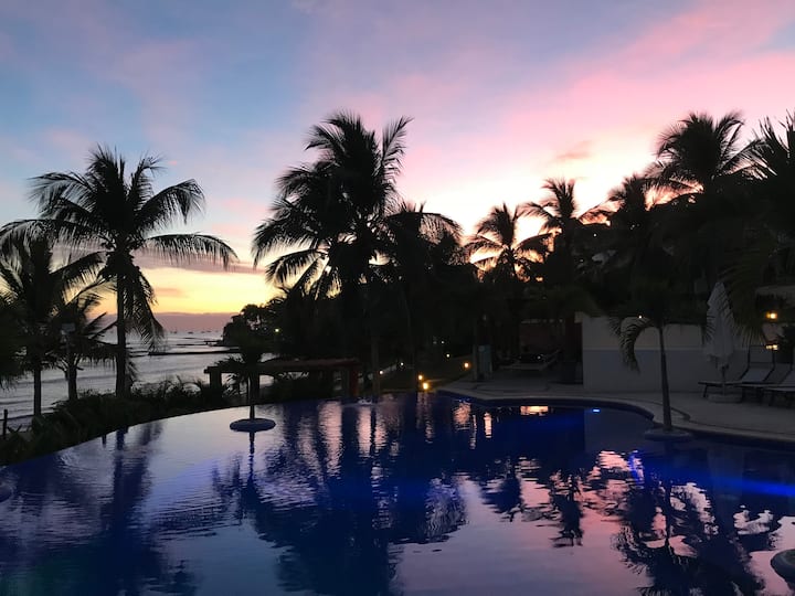 Beautiful Punta Esmeralda!
Amazing View! - La Cruz de Huanacaxtle