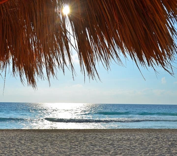 Ocean Front Caribbean Condo - Cancún