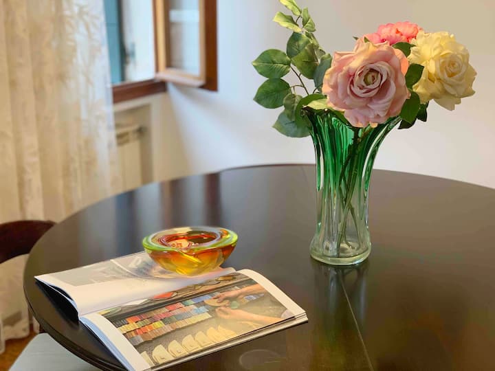 Ca' Sandra - Between The Biennale And St. Mark - Benetke