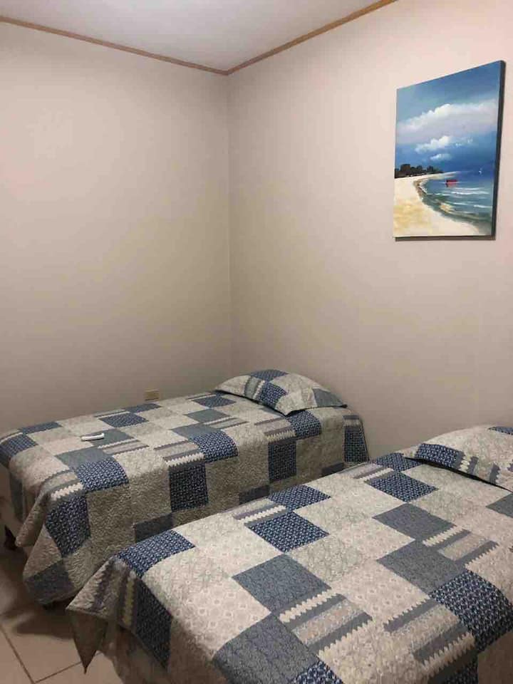 Apartamento 2do Piso Villa Mirafiori Punta Raton - Departamento de Valle