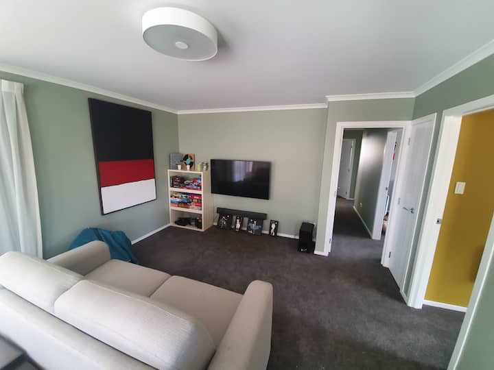 Cheery In Kihikihi - Te Awamutu