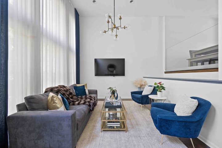 Modern 3bd/2.5bh W/ Roof Top Deck & Garage - Andersonville - Chicago