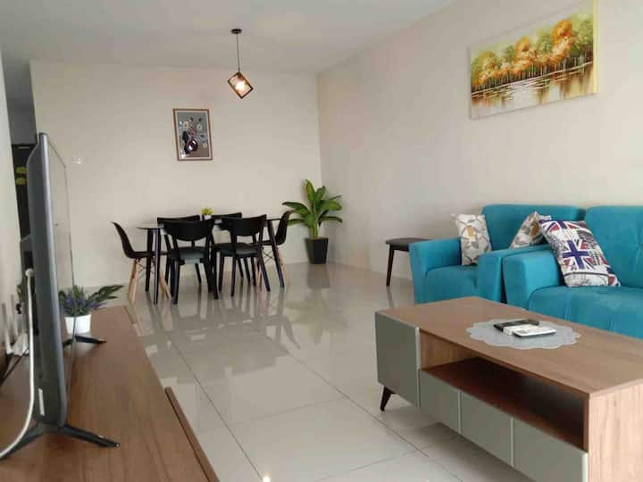 Kh Water Park Manhattan Condo Ipoh Homestay - Ipoh