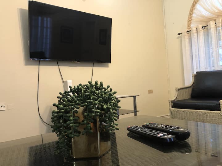 Sky Castle Penthouse, 3bdr - Jamaica
