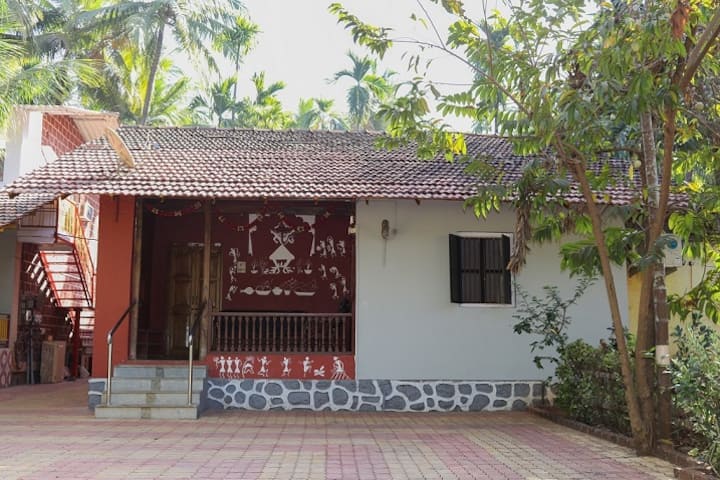 Aapli Wadi Homestay- 3 Bedded Room On Ground Floor - Shrivardhan