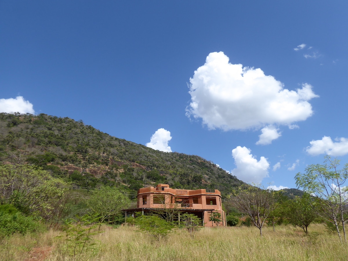 Voi Vacation Rentals & Homes - Taita-Taveta County, Kenya | Airbnb