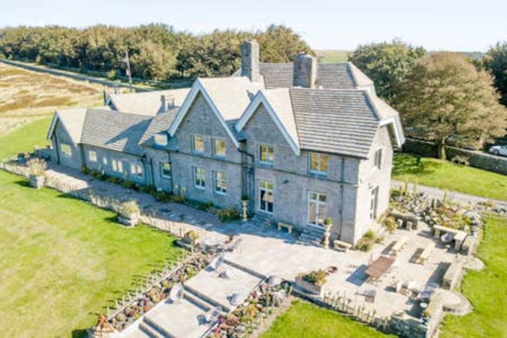 Moscar Lodge, Peak District - Houses for Rent in Hollow Meadows ...