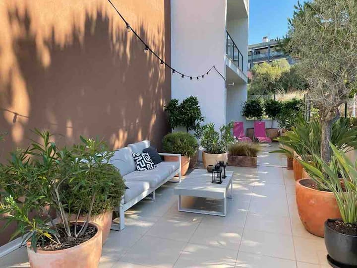 Marina Village Luxurious And Bright Apartment - São Sebastião