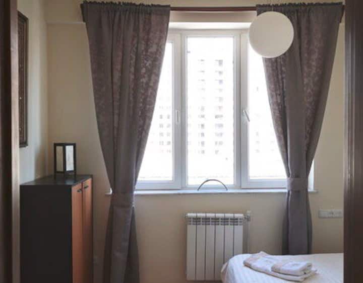 Bright & Spacious Flat In The Heart Of Yerevan! - エレバン