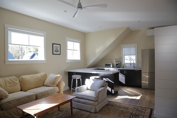 Jamestown Private Guest Studio On Golf Course - Newport, RI