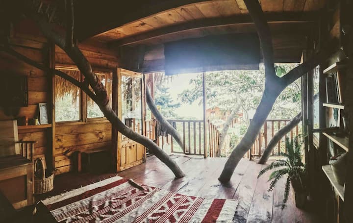 Tree House ~ Bohemian Rustic With Hot Tub - San Pedro La Laguna