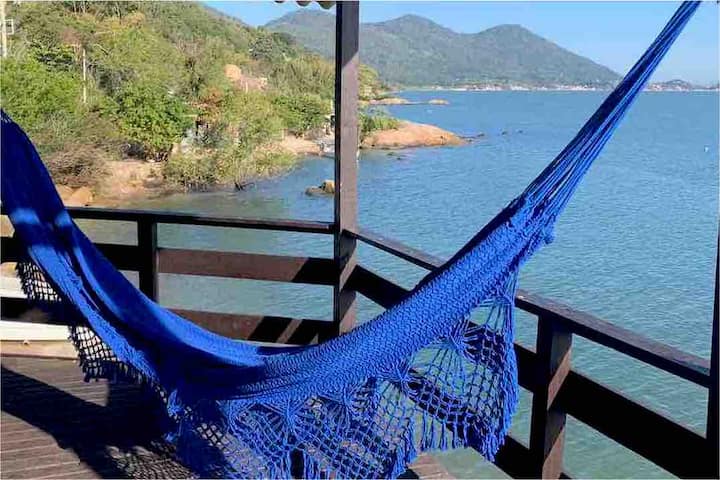 Casa De Praia Com Visual Encantador - Florianópolis