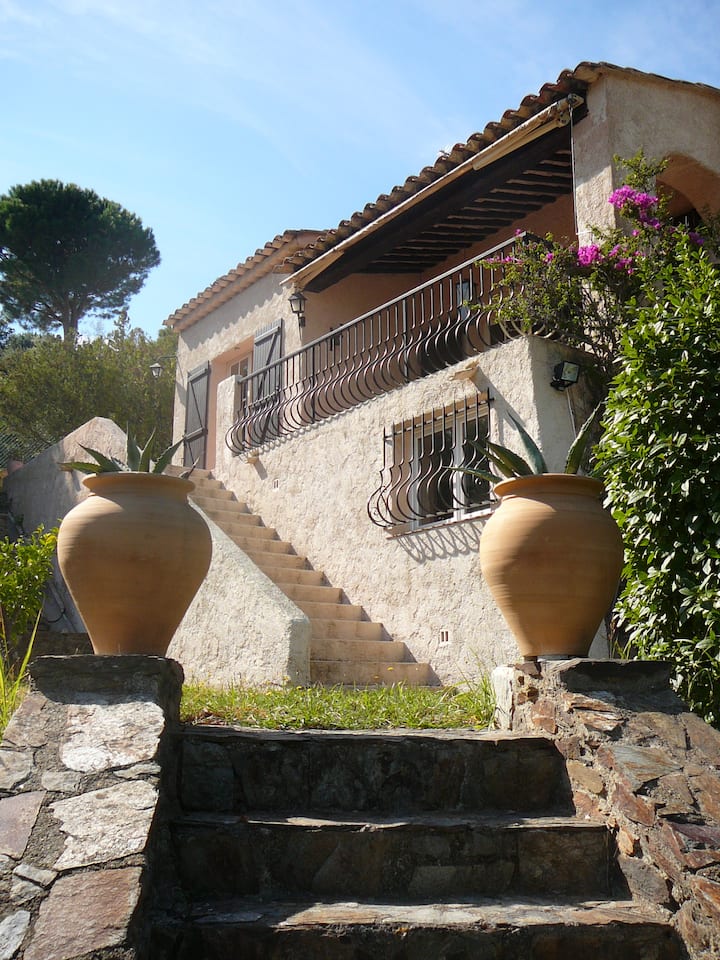 Villa Calme, Verdure, Proche Plages Et Commerces - Rayol-Canadel-sur-Mer