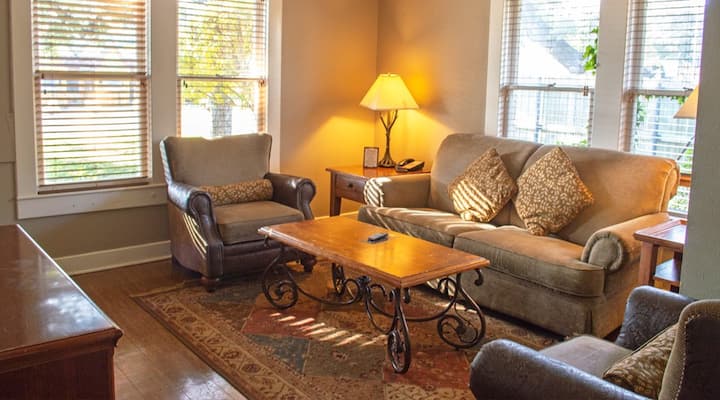 Three Bedroom Vacation Home - New Braunfels, TX