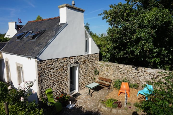 Ty Marjan Petite Maison Bretonne Typique Finistère - Plozévet
