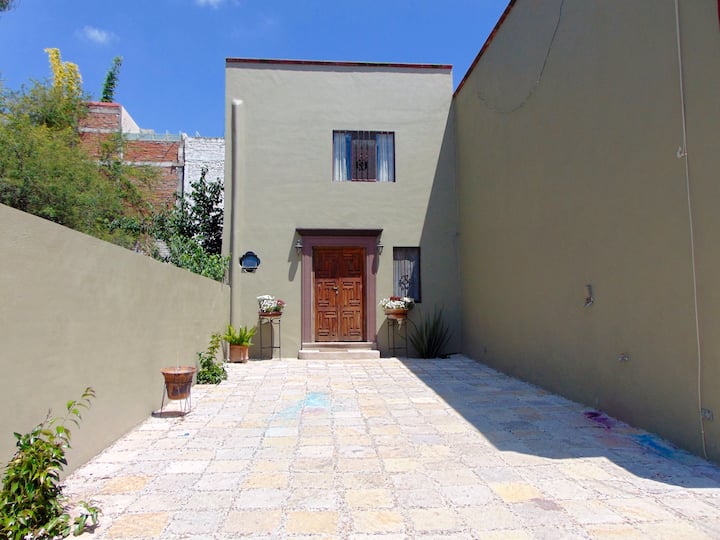 Casita Luna: Family House W/ Rooftop Terrace - San Miguel de Allende