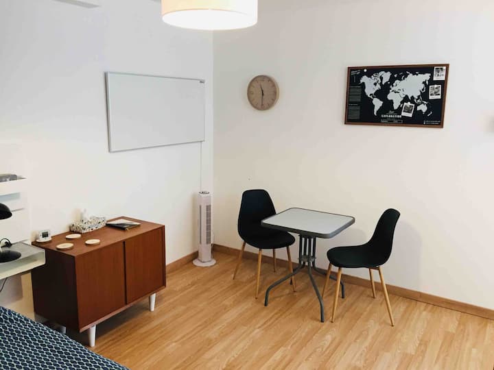 Chambre+salle De Bains Avec Entrée Indépendante - Colmar