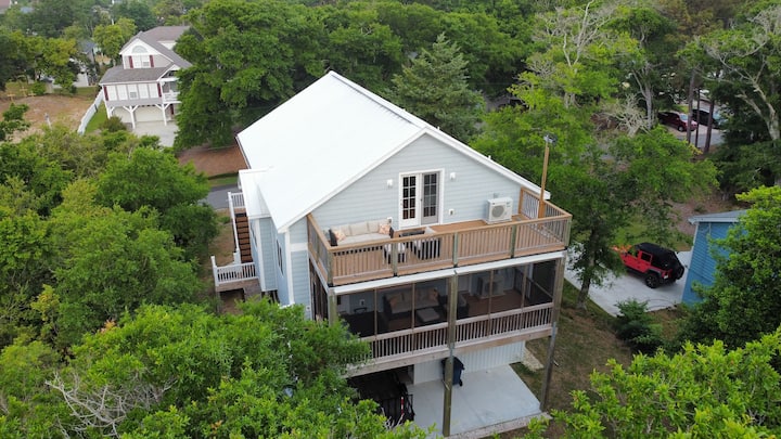Isle Be Back - Quiet Street - Beach Front Parking - Emerald Isle, NC