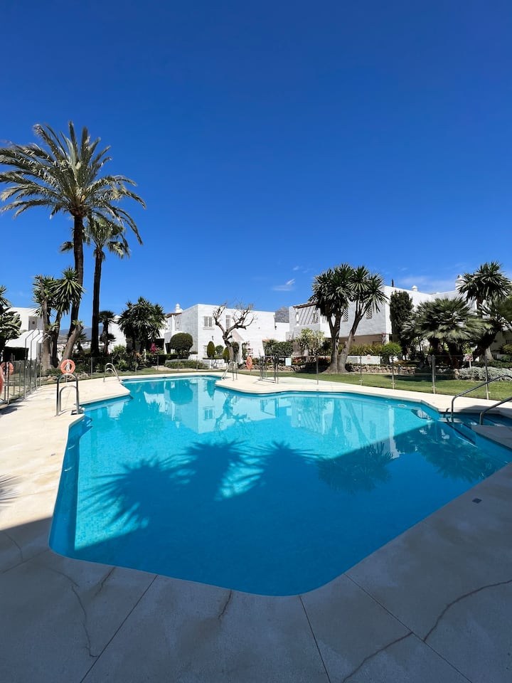 Impecable Apto. 140metros. Gran Jardín Privado. - Puerto Banus