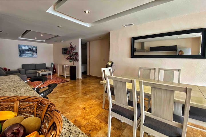 Céntrico Y Cómodo Depto. +Alberca Techada+gym - Querétaro