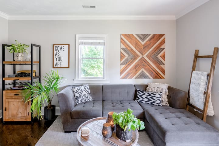 The Boho Bungalow Nestled In The Heart Of Franklin - Franklin, TN