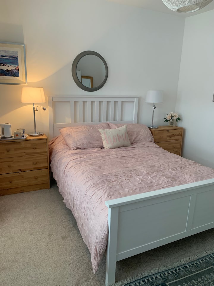 Coastal Double Ensuite Bedroom - Cullen