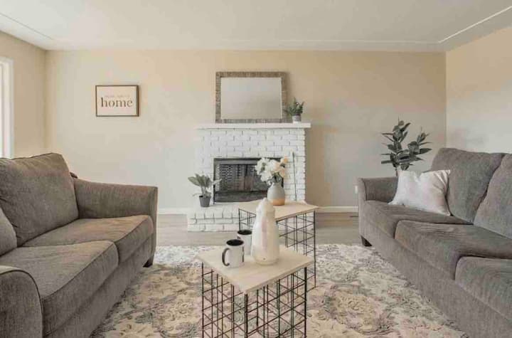 Home Sweet Home*3bdrm 2bth - Salinas, CA