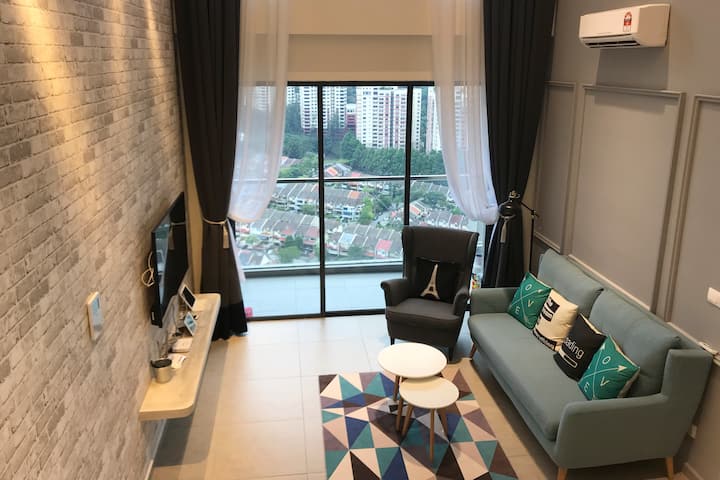 Enjoy Life Suites 6pax (5min Mid Valley) Superview - Petaling Jaya