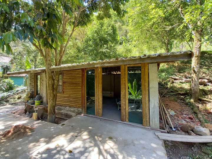 Casa De Campo,  Com Conforto E Agradável. - Nova Friburgo