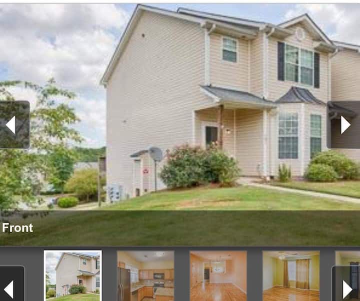 The Relax Inn - Conyers, GA