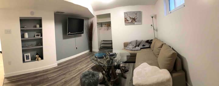Trendy Suite Close To Uofa And Whyte Ave - Edmonton, Canada