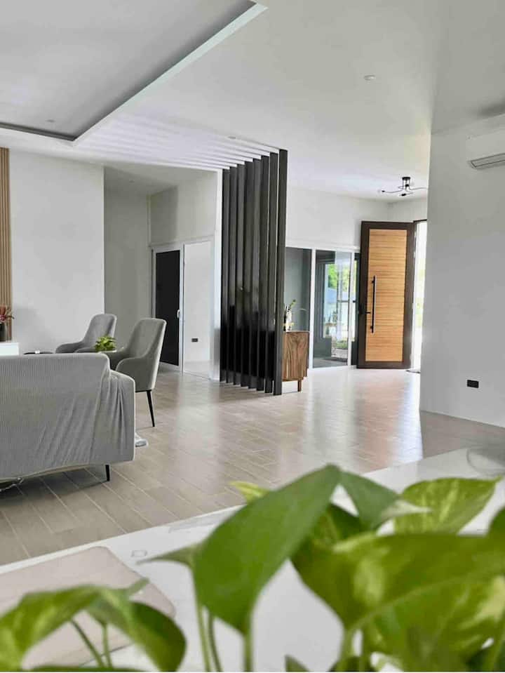 La Granja De Victoria -2 Bedroom - Calatagan