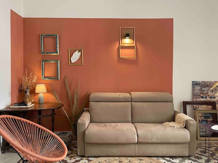 Stylish Maltese House - Casa Tropicale - Valletta, Malta