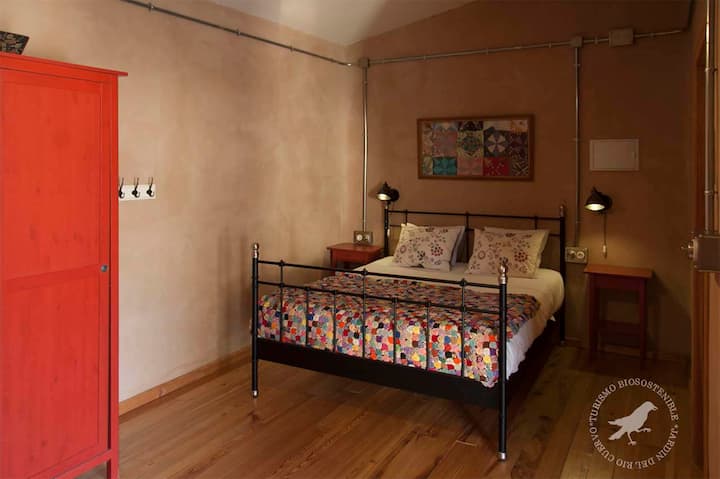 Hotel Biosostenible Jardín Del Río Cuervo Adaptado - Tragacete