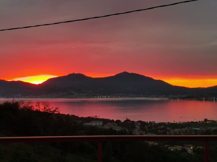 Villa Vue Golf Avec Piscine - Ajaccio