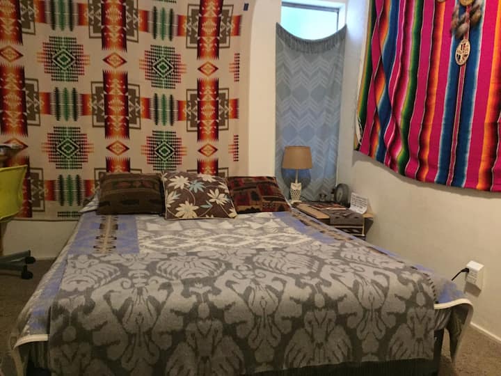 Navajo Suite - Portland, OR