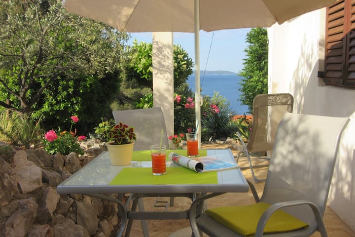 Sea View Apartment 2 Okrug - Trogir - Arbanija